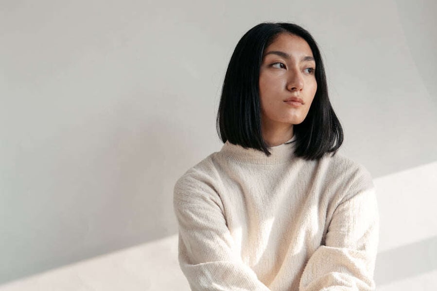 The Difference Between Envy Vs. Jealousy (With Examples)