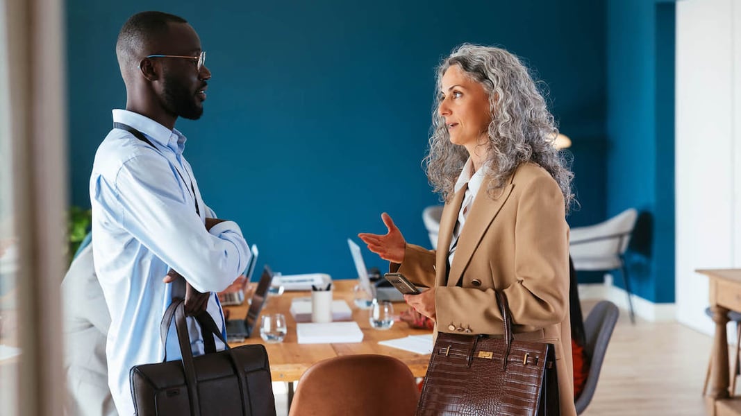 Corporate Jargon: 7 Example Phrases to Avoid in Business