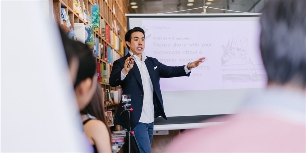 8 Tips to Improve Your Public Speaking Skills