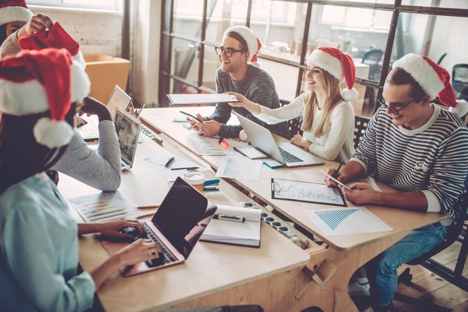 15 Holiday Messages to Employees: ’Tis the Season