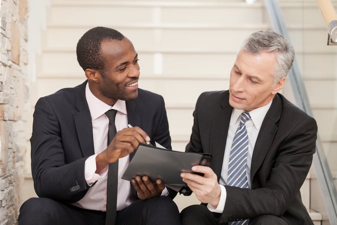 How to Network Better Even If You're Shy (20+ Tips)