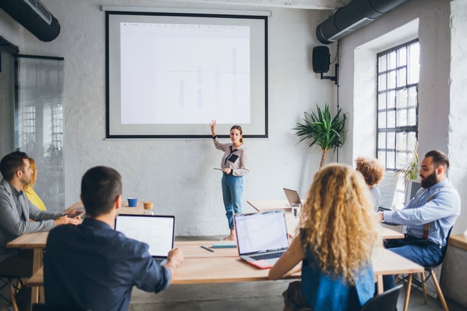 How to Give a Good Presentation: 10 Tips
