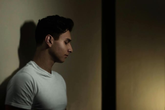 Why Do I Feel Empty Inside? Reasons and Tips to Help